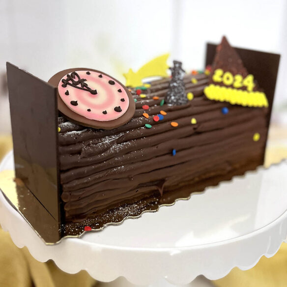 New Year's Yule Log - Pastries by Randolph