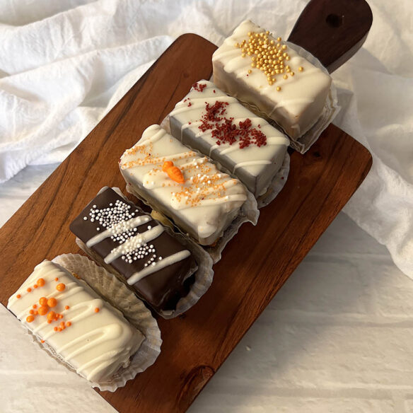 Cake Bites - Pastries by Randolph
